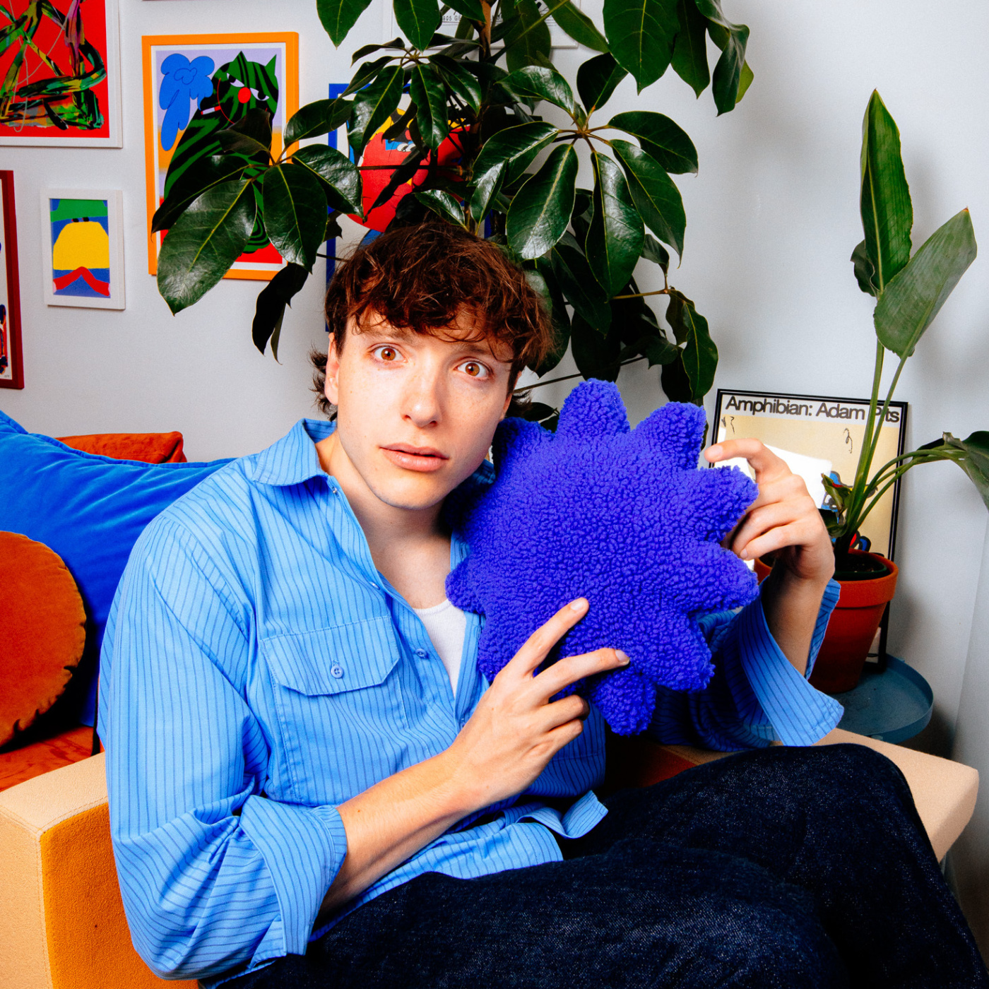 Meet Elliot Ulm: Graphic design content creator and really cool guy